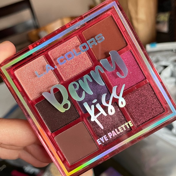 L.A. Colors | Makeup | Bund New La Colors Eyeshadow Palettes Berry Kiss ...